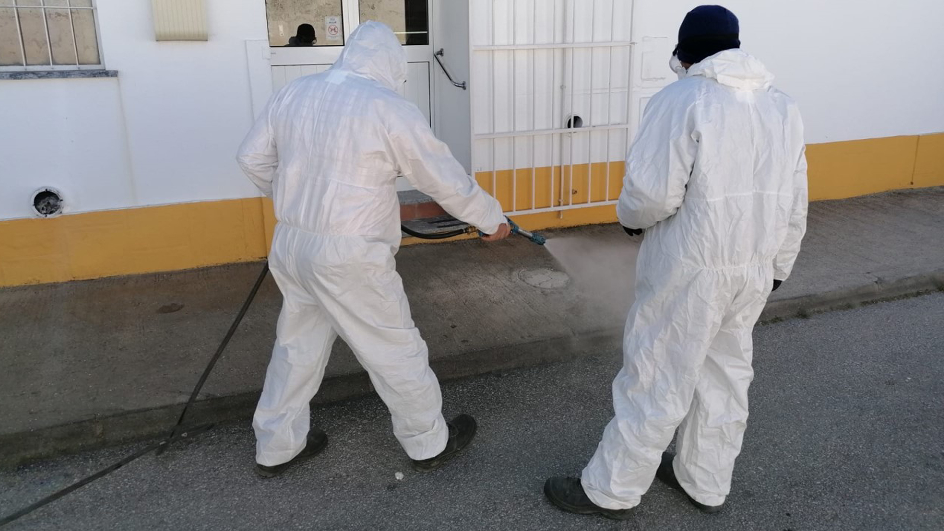 Junta de Freguesia de Beringel desinfeta ruas da vila - Rádio Pax 2024